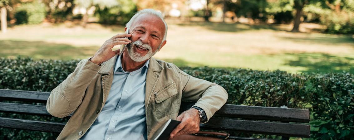 Choosing a phone for an older person | Currys