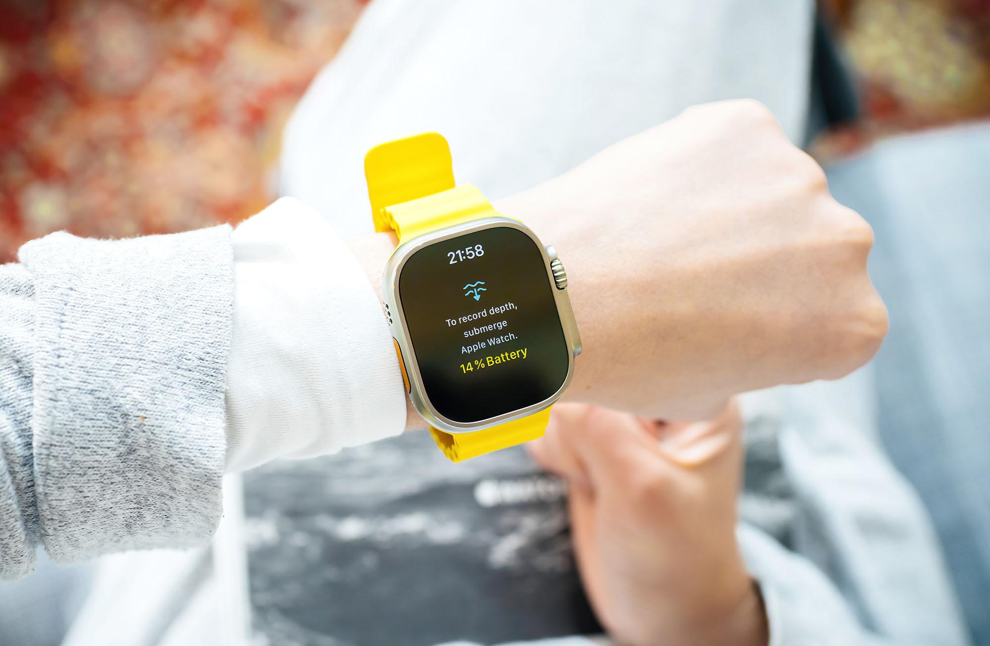 How to check battery life on an Apple Watch | Currys