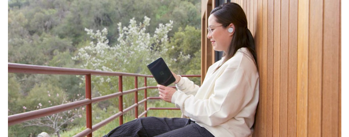 What’s so great about Microsoft Duo 2? | Currys