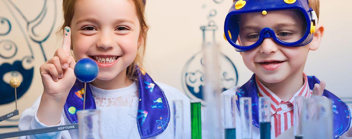 Which STEM toy is perfect for your little scientist? | Currys