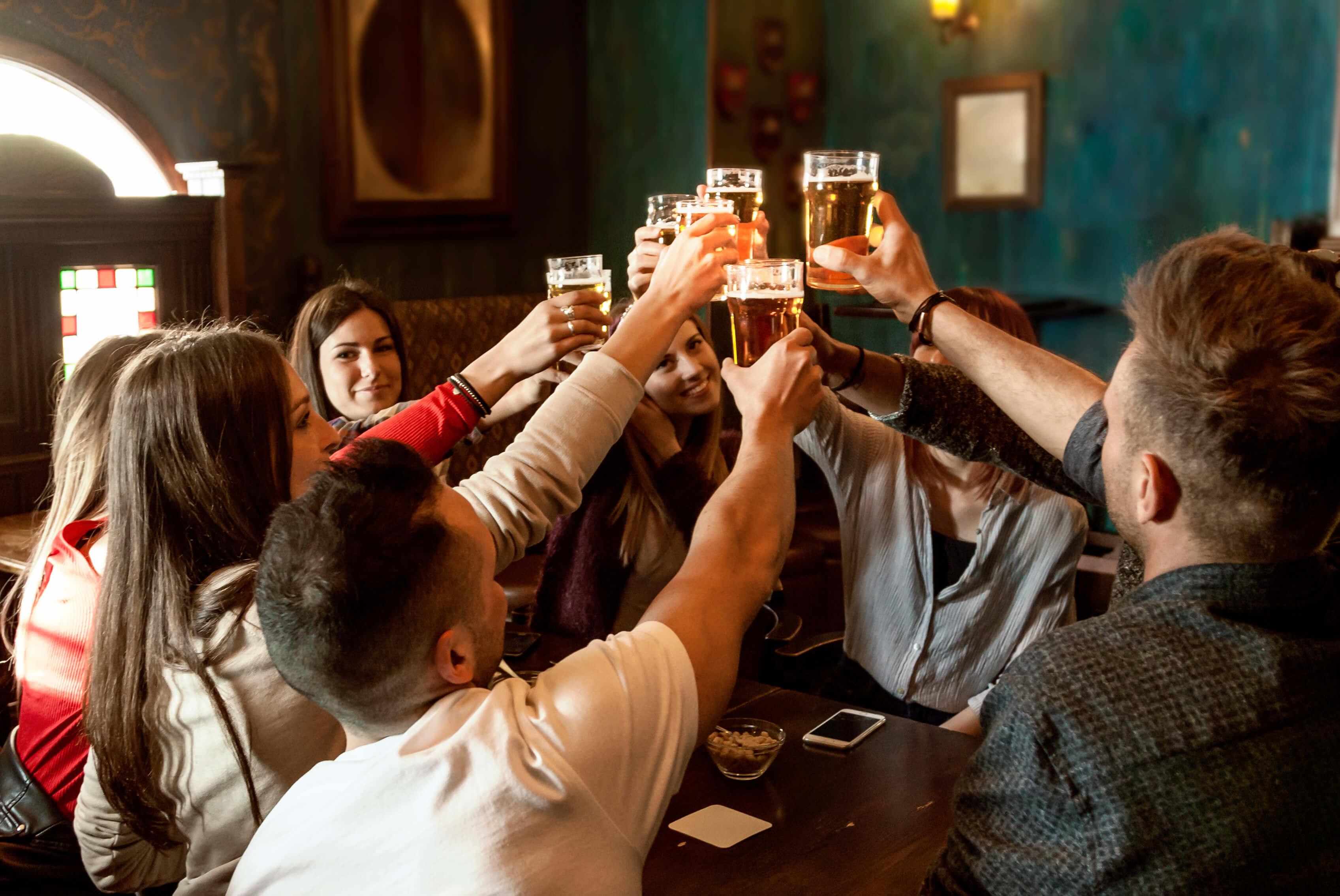 The Great British Sports Pub Bible | Currys|Currys